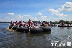 Team building: what is it in simple words, advantages and disadvantages